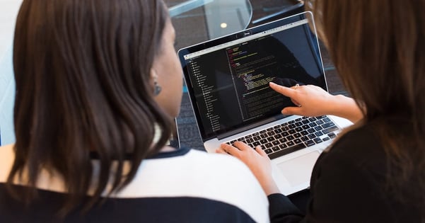 Strapi vs Sanity: Simple Guide to Picking Your Headless CMS